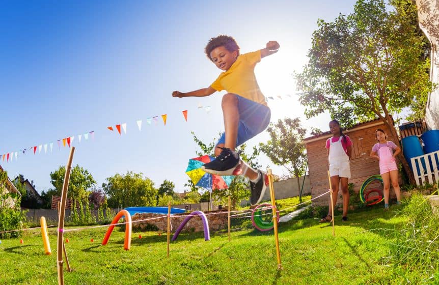 The Ultimate Guide to Summer Camp Games for kids & adults - Kids and Clicks